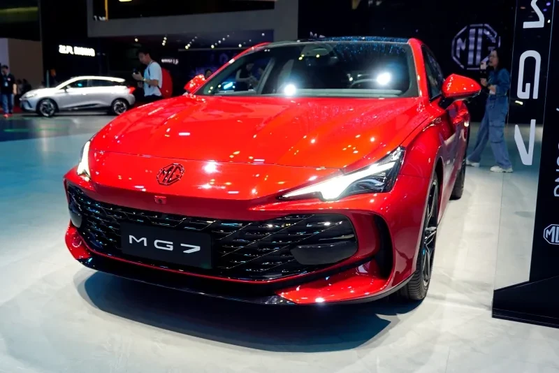 MG7 สปอร์ตซีดานคู่แข่ง Camry Accord เผยโฉมจริงที่ในงาน Shanghai Auto Show 2023