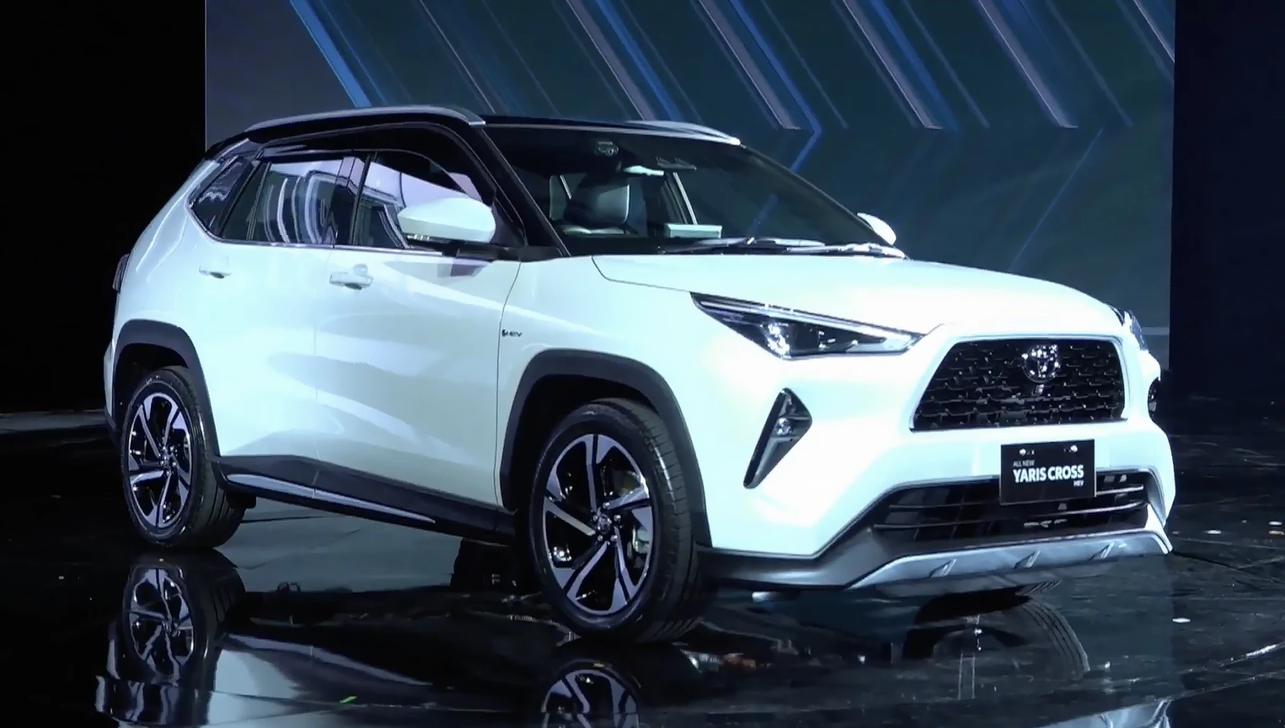 ชมภาพคันจริง Toyota Yaris CROSS รุ่นใหม่ล่าสุด สำหรับตลาดอาเซียน